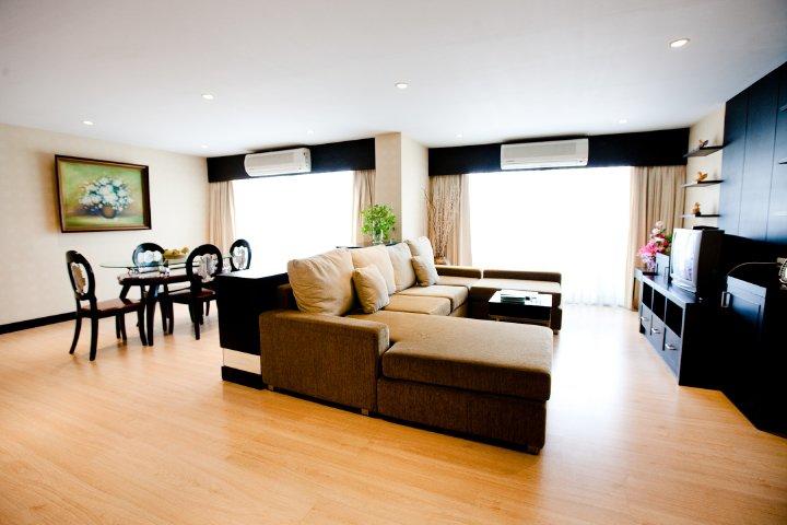 Wondering Where to Stay in Bangkok? [December 2019!] • Hotel Jules